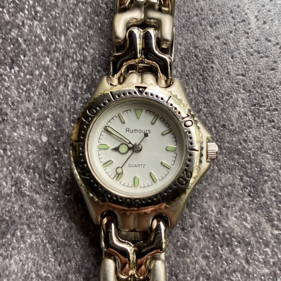 Rumours | Accessories | Rumors Quartz Wristwatch Silver Used Needs ...